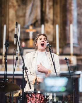 Jenny Moore Tears Things Up | Musicworks magazine